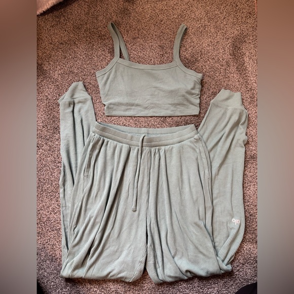 ALO Yoga | Pants & Jumpsuits | Alo Yoga Knit Jersey Lounge Set | Poshmark